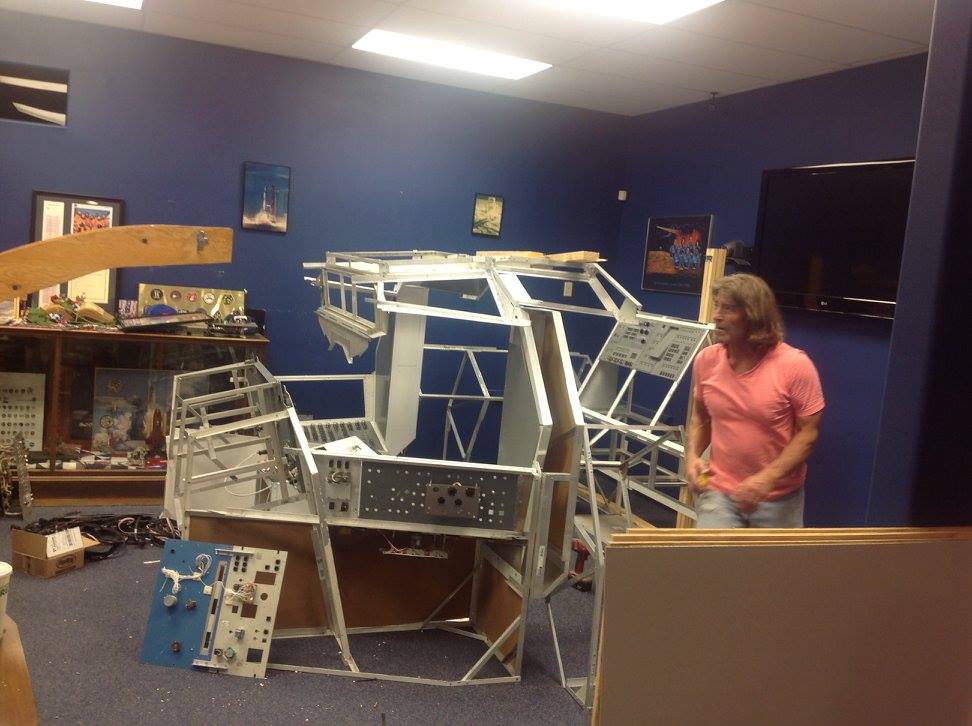 Former NASA engineers constructing Shuttle flight simulator for ...
